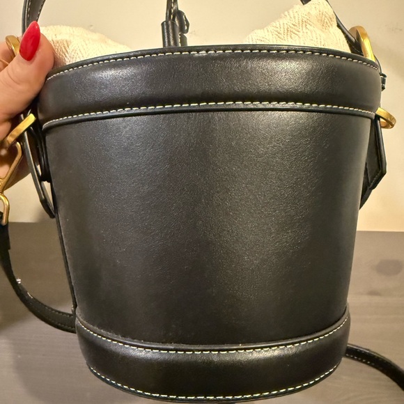 Zara | Bags | Zara Black Bucket Bag With Canvas Lining | Poshmark